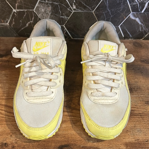 Shoes | Nike Air Max Se Princess Charming | Poshmark